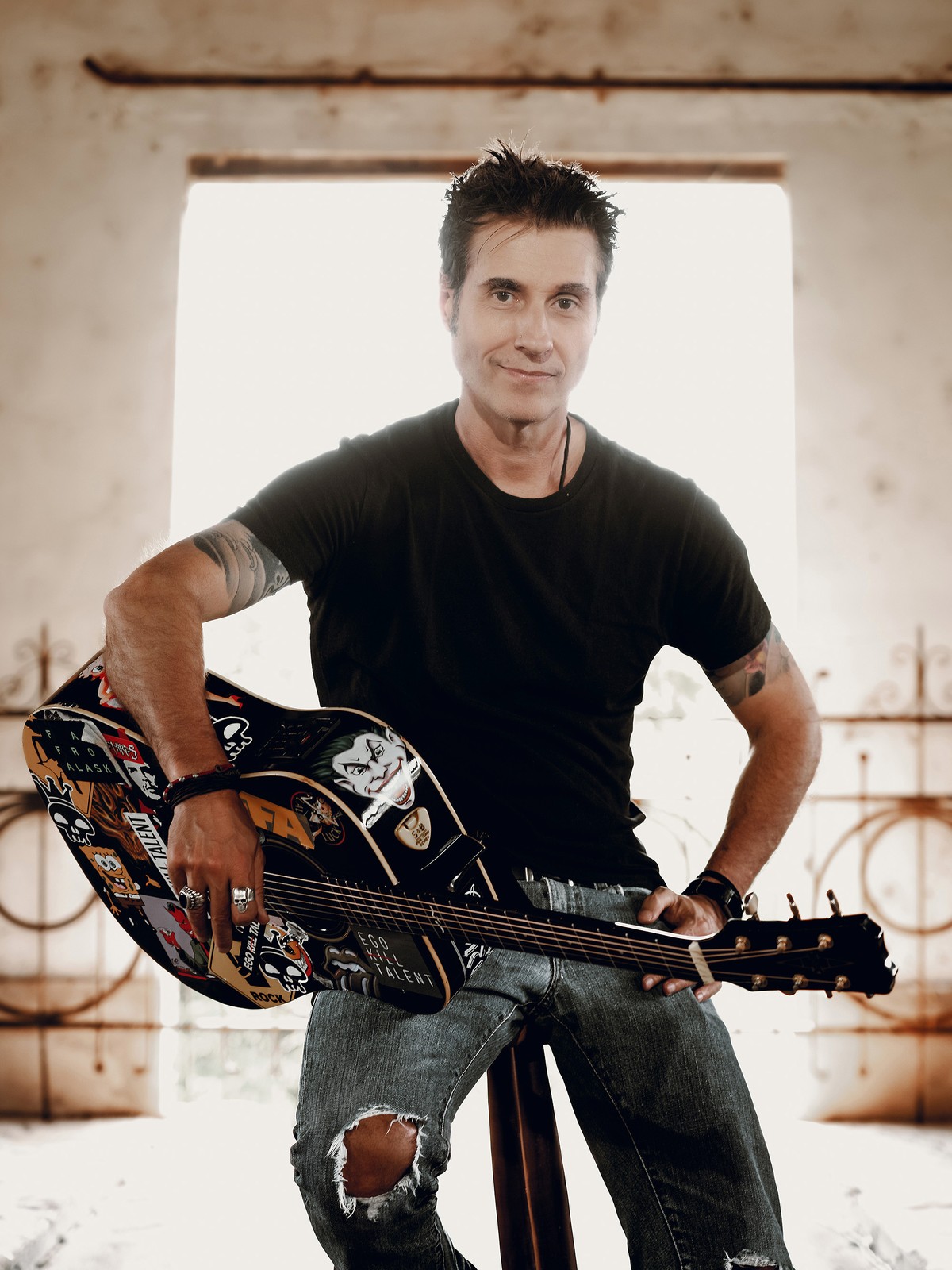 Dinho Ouro Preto vai de Raul Seixas a CPM 22 em álbum solo em que ...