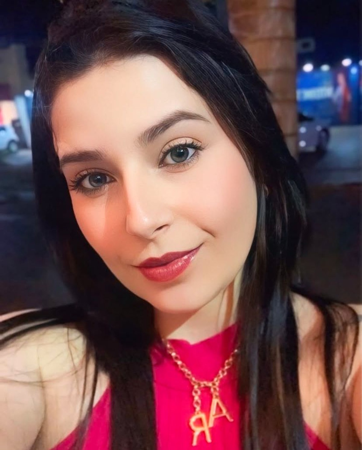 Mulher morre após ser baleada por ex-marido da amiga em loja de celulares em MS | Mato Grosso do ...