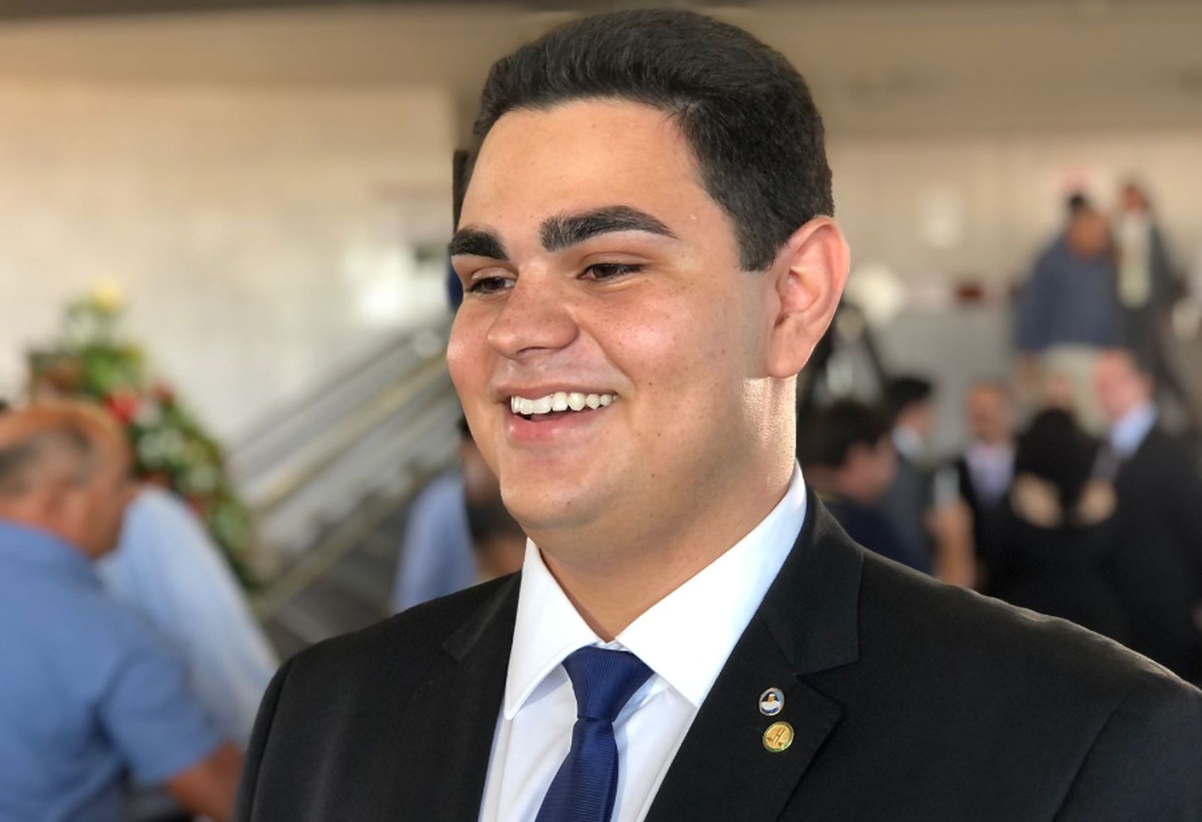 Deputado federal Ícaro de Valmir recebe alta hospitalar em Aracaju após ...