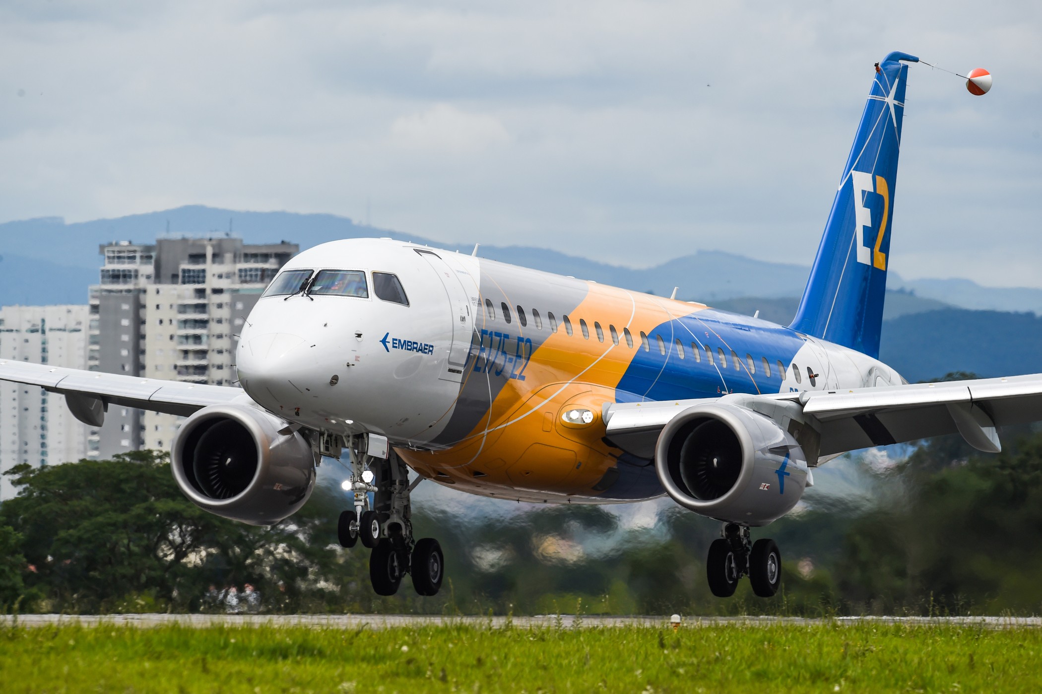 Embraer fecha 2024 com 206 aviões entregues, volume 14% maior do que em ...