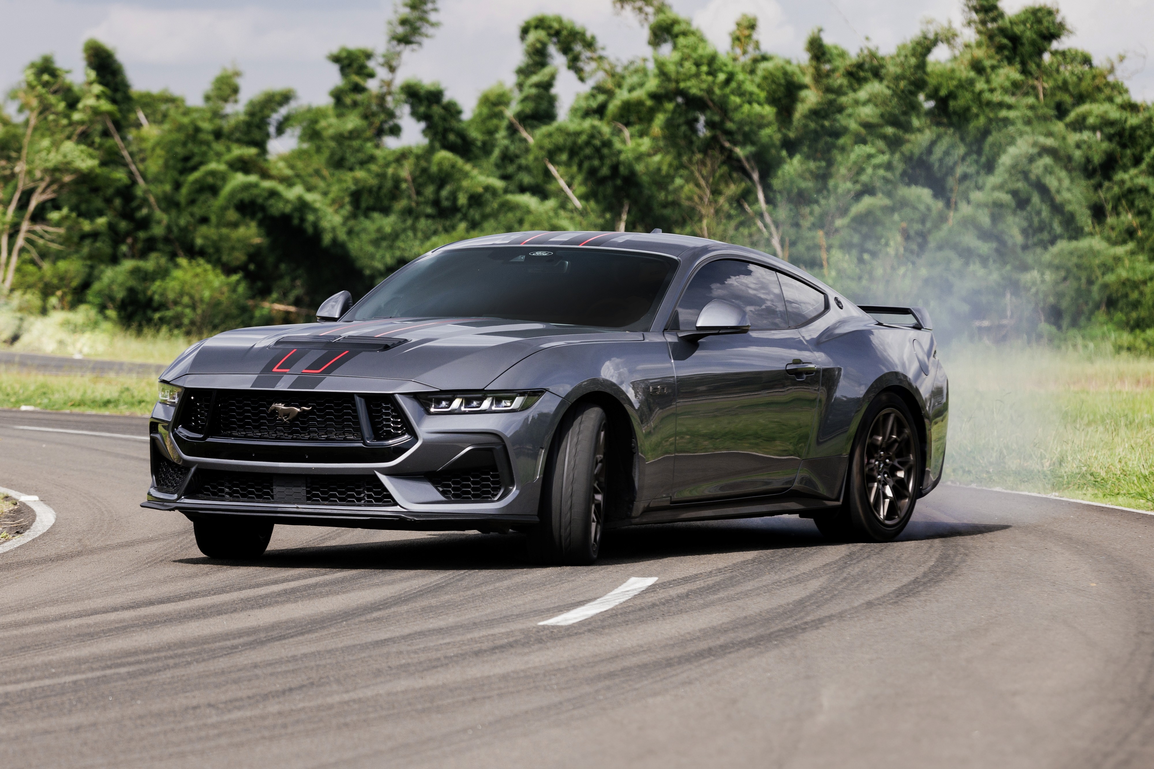 VÍDEO: Mustang ganha edição limitada com câmbio manual por R$ 600 mil ...