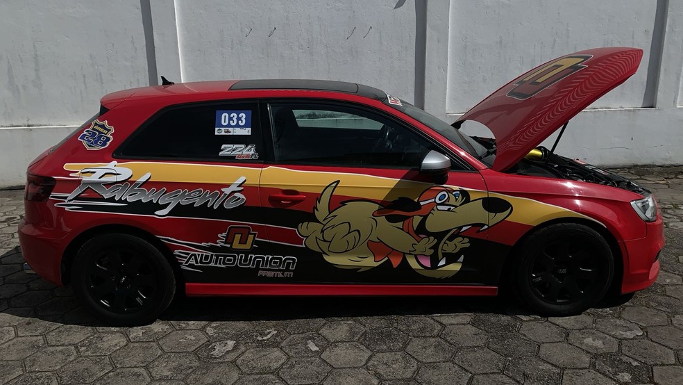 Projetos De Carros De Corrida De Sujeira 21,150,688 Ilustrações De