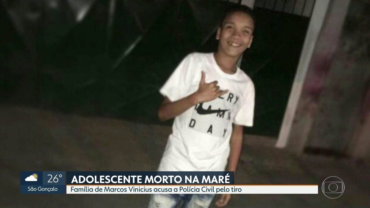 'A polícia mandou a ambulância que ia levar meu filho voltar', acusa ...