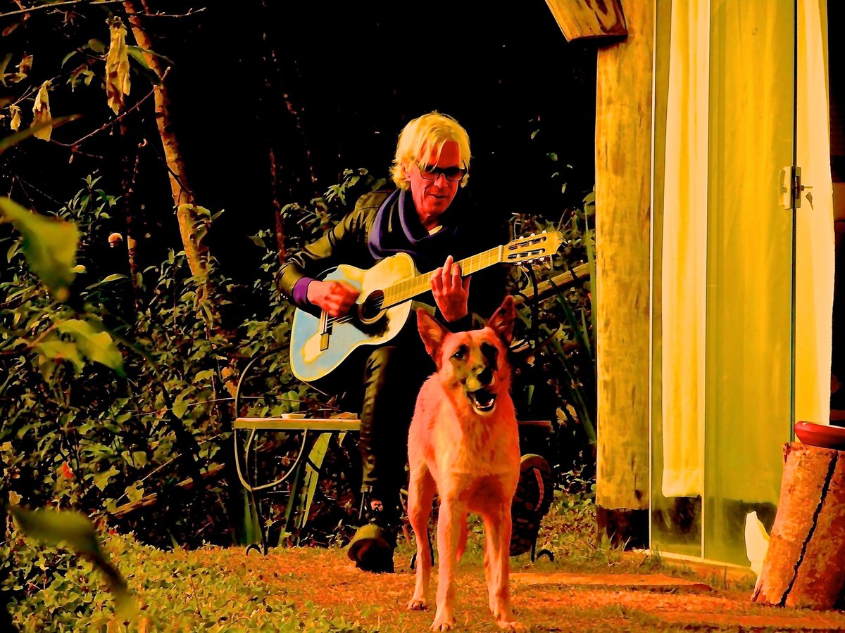 Ciro Pessoa, músico fundador dos Titãs, morre após contrair Covid-19 ...