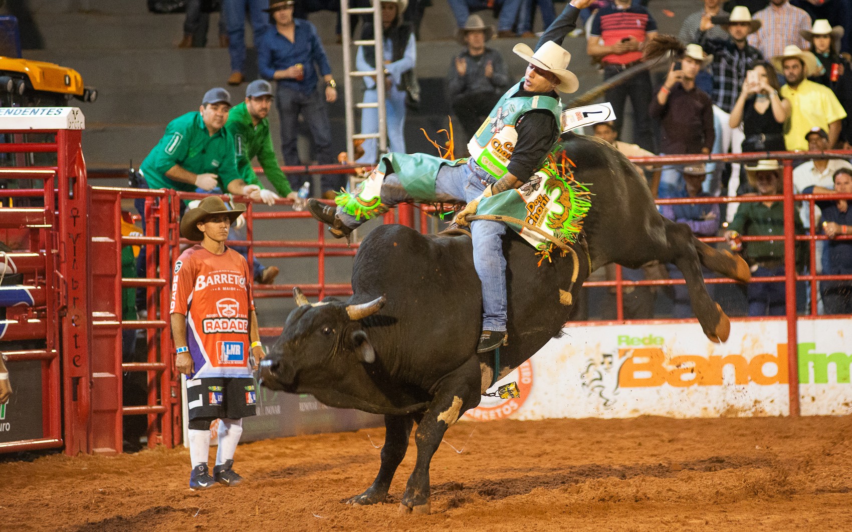 Barretos 2019: abertura do Rodeio Internacional; FOTOS | Festa do Peão ...