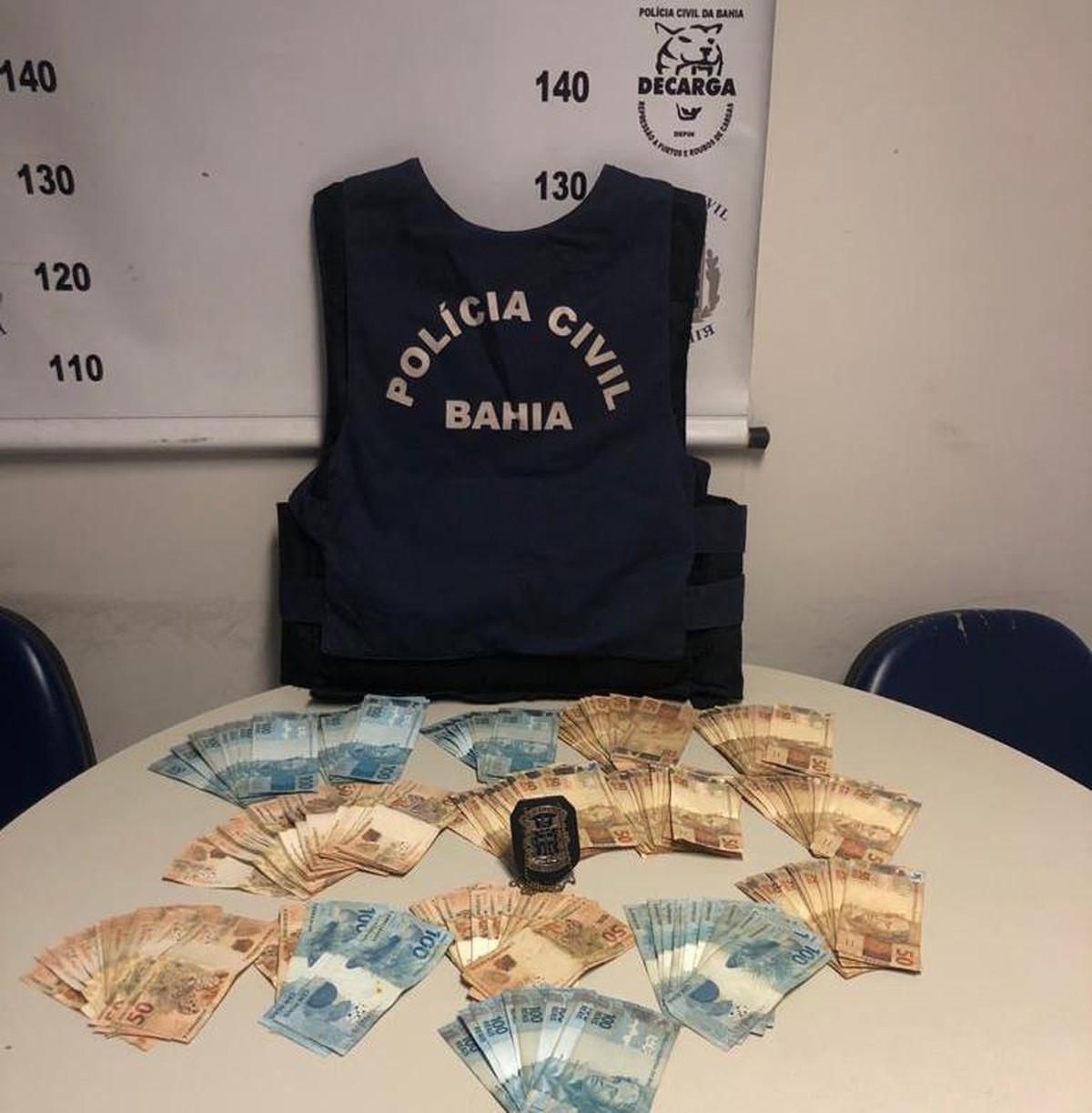 Homem é Preso Em Flagrante Ao Tentar Subornar Policiais Para Recuperar