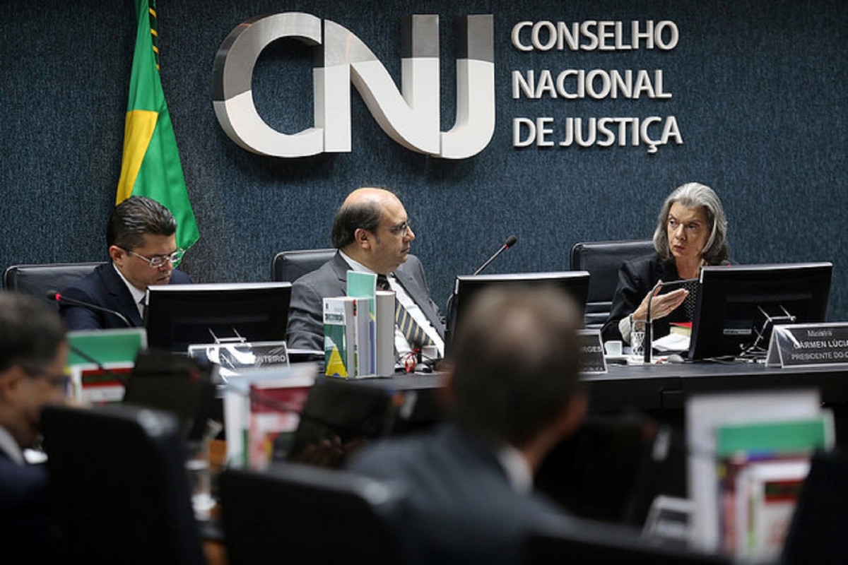 Quatro juízes de MT disputam vaga de conselheiro do CNJ | Mato Grosso | G1