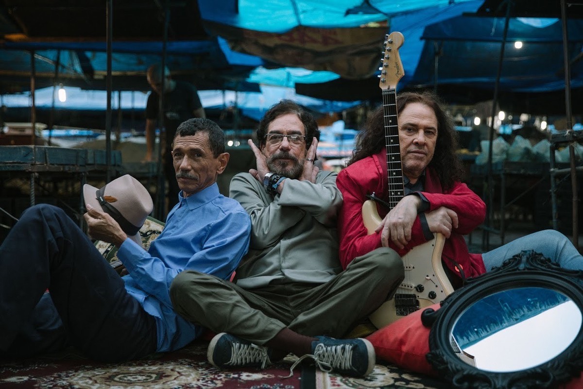 Desafiando o tempo, Ave Sangria volta ao palco em show especial cheio de homenagens, para ...