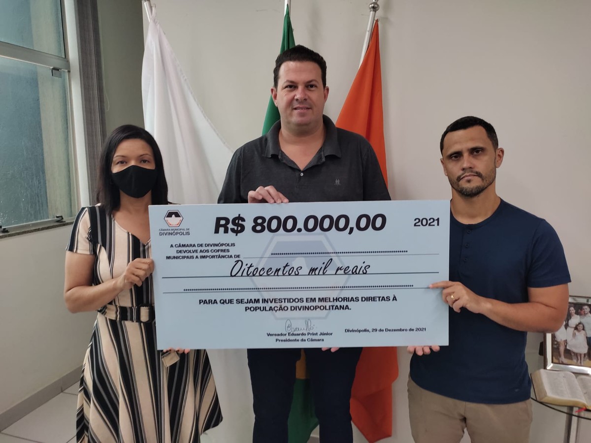 Cheque simbólico de R$ 800 mil é entregue pela Câmara de Vereadores à ...