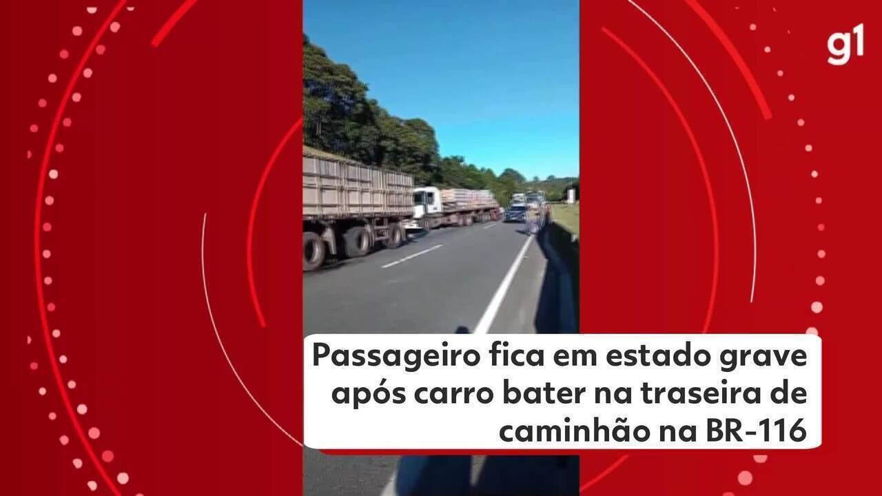 Passageiro fica em estado grave após carro bater na traseira de caminhão na BR-116, em Campina ...
