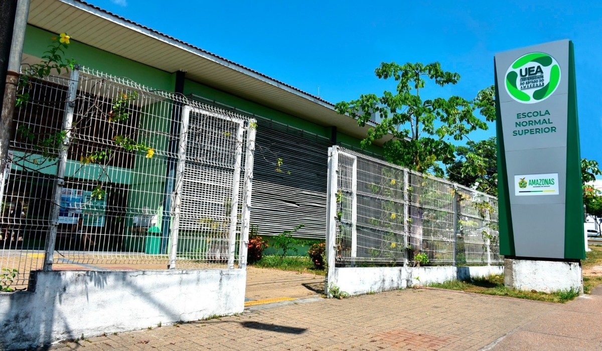 Pré-vestibular da UEA: 132 vagas abertas para o AprovENS em Manaus | G1
