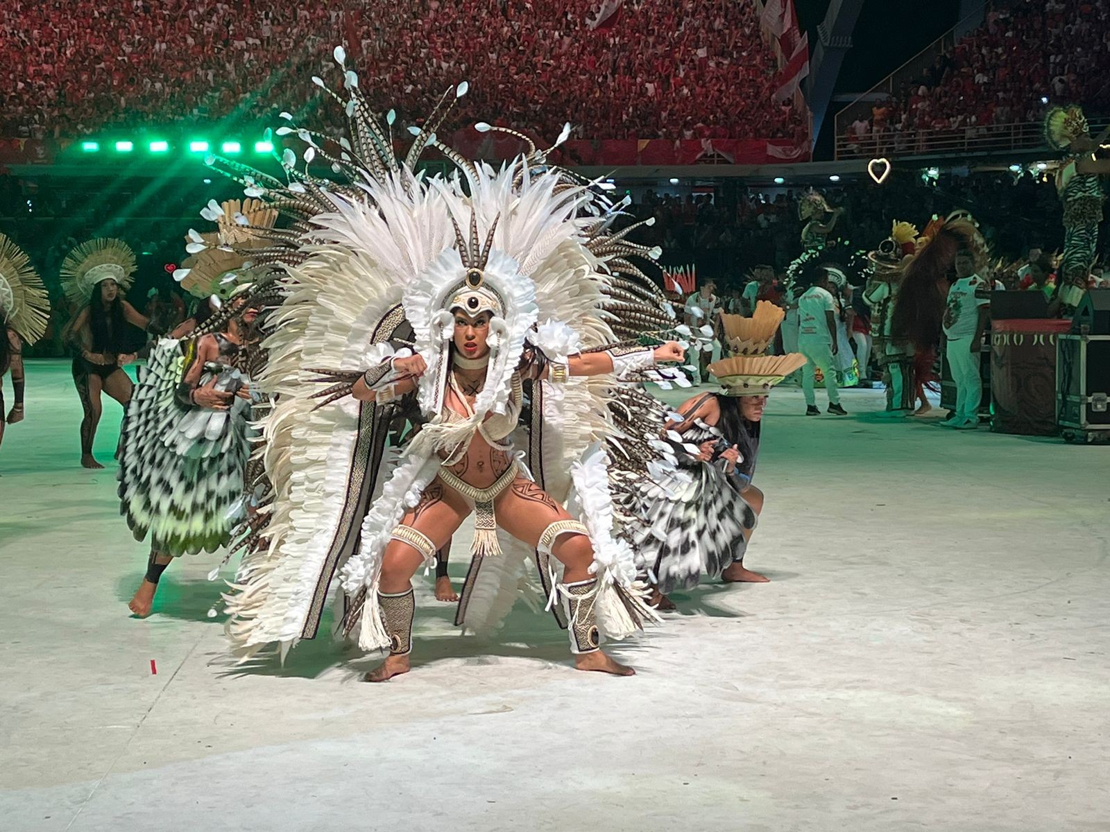 Com David Assayag, Garantido fecha segunda noite de Festival de ...