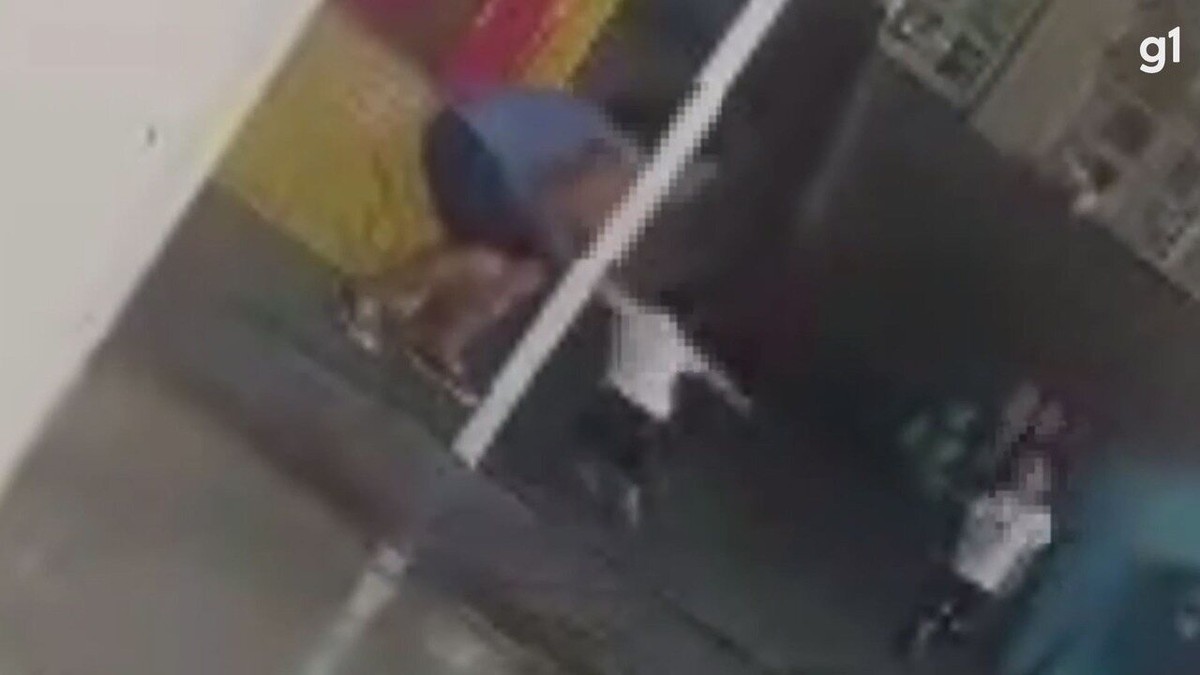 Mãe acusa professora de agredir menino de 2 anos em escola; VÍDEO ...