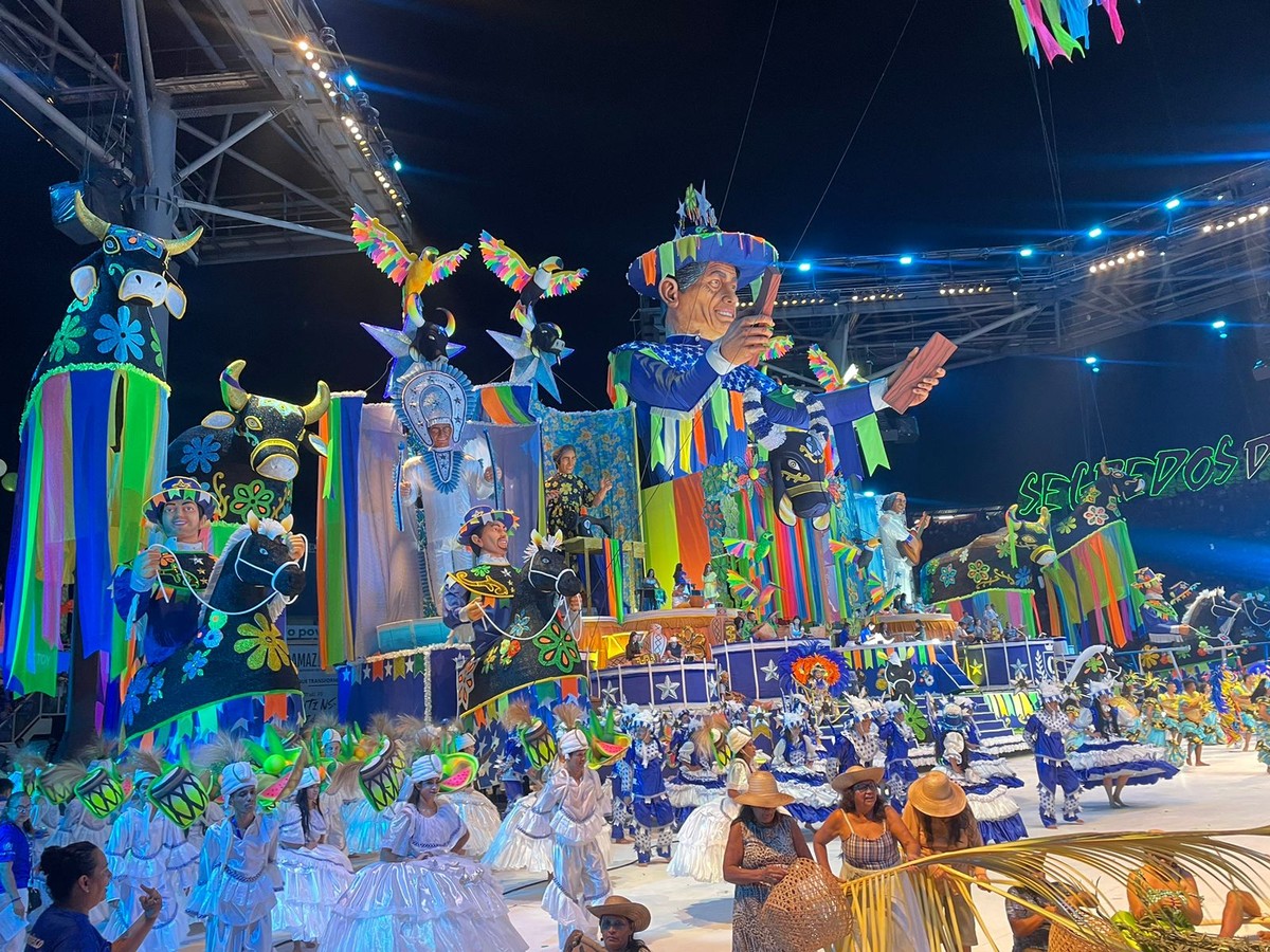 Caprichoso Presta Homenagem Aos Mestres E Mestras Da Cultura Popular