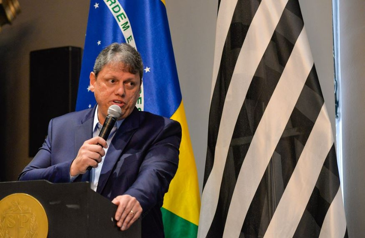 Tarcísio sanciona aumento salarial de 6% para funcionalismo de SP ...