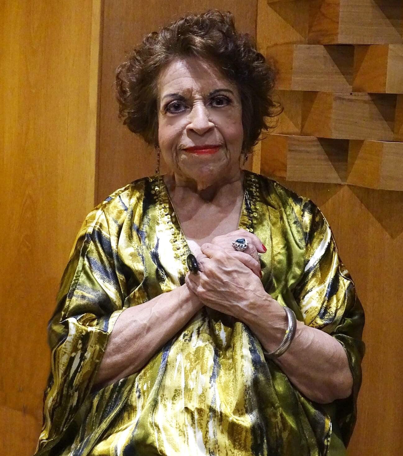 Leny Andrade comemora 80 anos com single em que canta Tom Jobim e ...