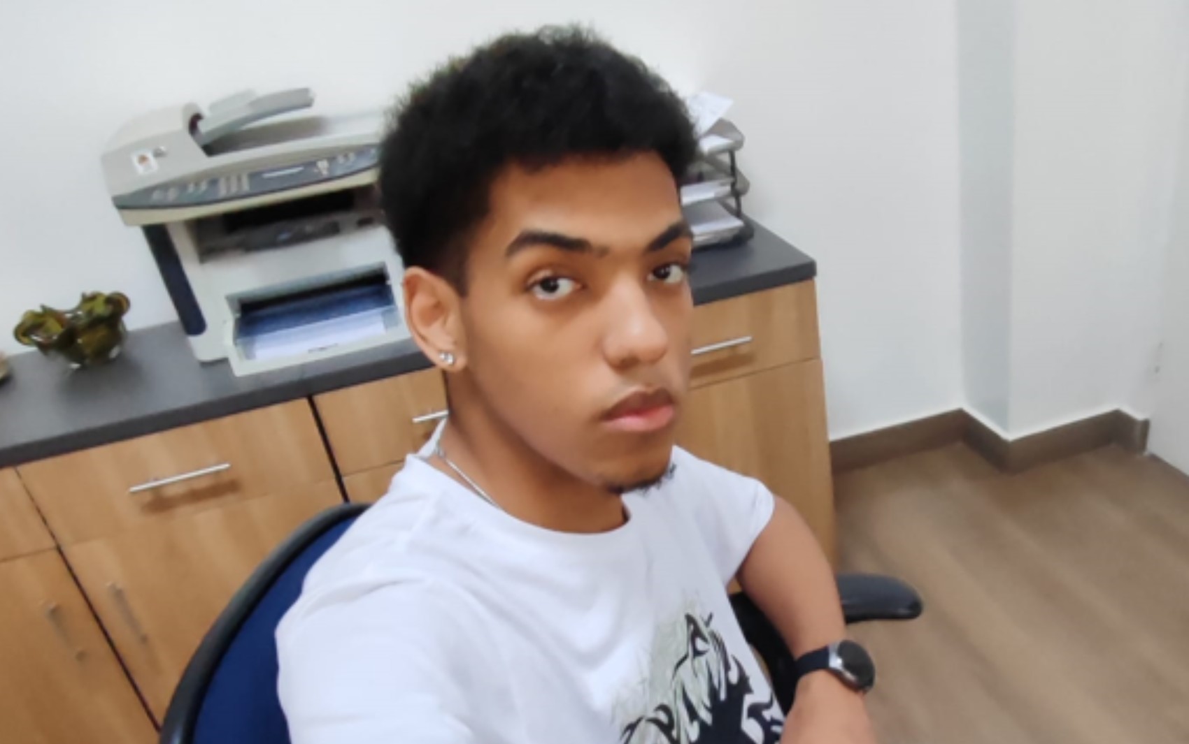 Faculdade suspende aulas após corpo de estudante ser encontrado em ...