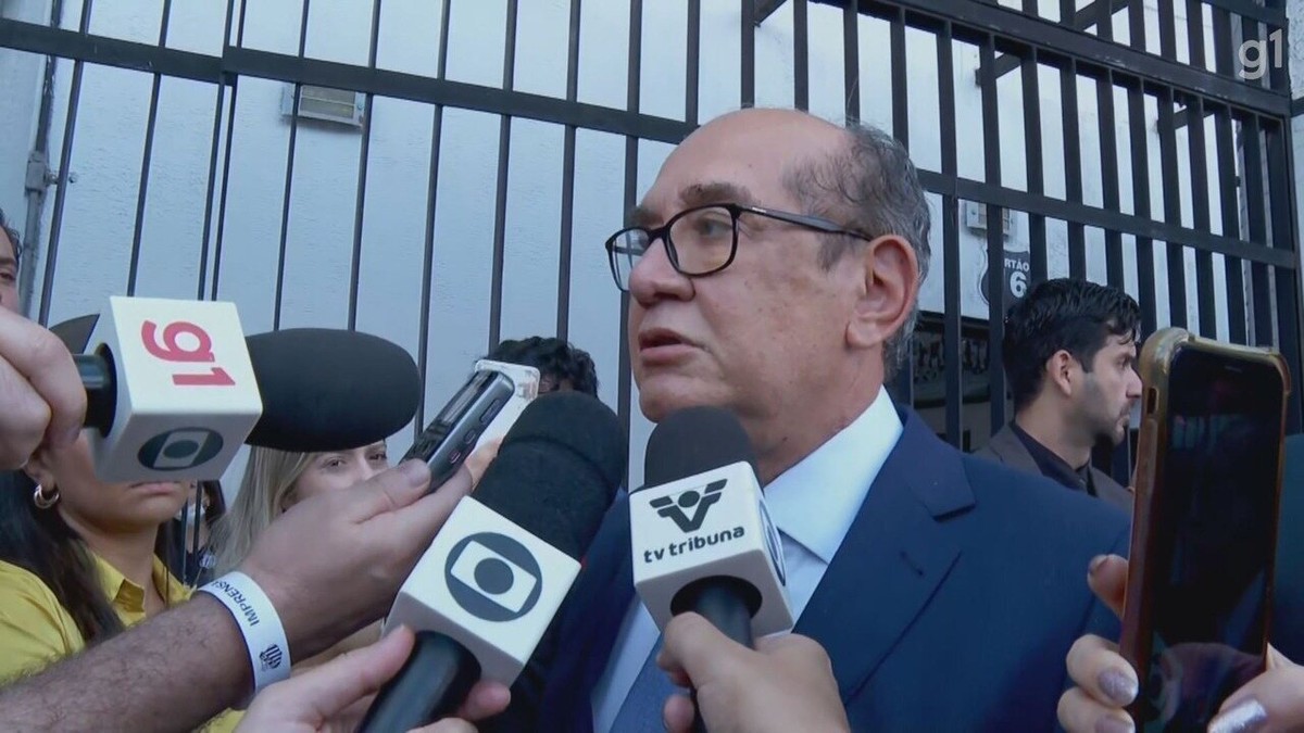 'A última lenda viva', diz Gilmar Mendes ao chegar ao velório de Pelé ...