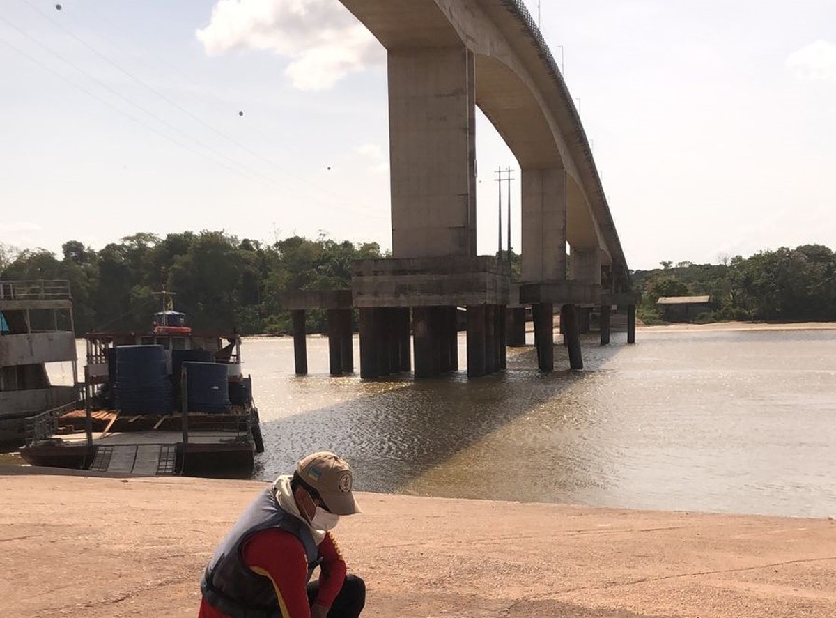Corpo de jovem que sumiu após ingerir bebida alcoólica e pular em rio é ...