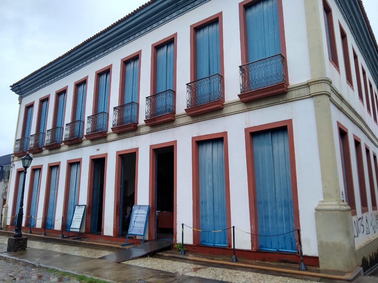 Museu Regional do Norte de Minas exibe exposição 'Catopezera, o som das ...