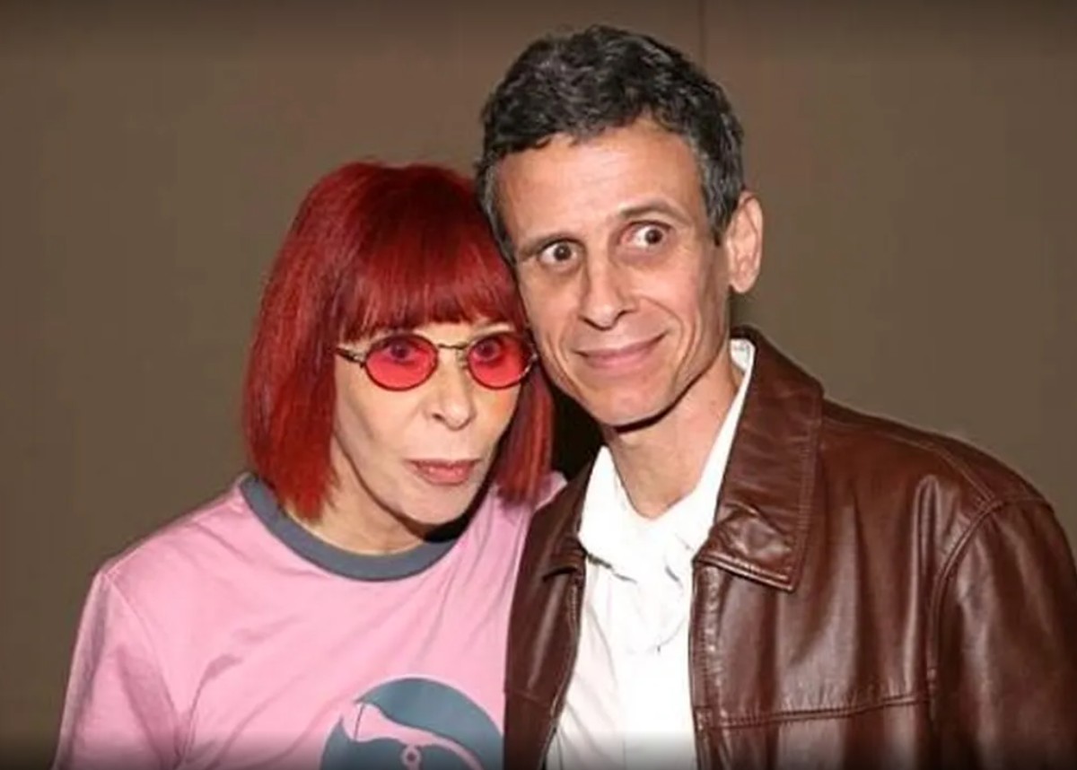 Compositor e letrista joseense, Carlos Rennó teve composições cantadas ...