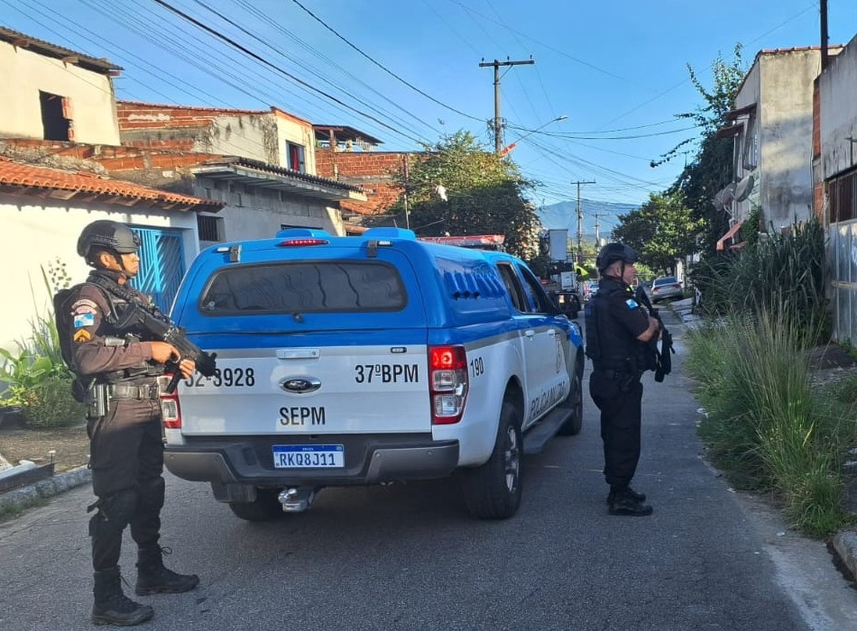 Polícia Militar Faz Operação Contra O Tráfico De Drogas Em Resende