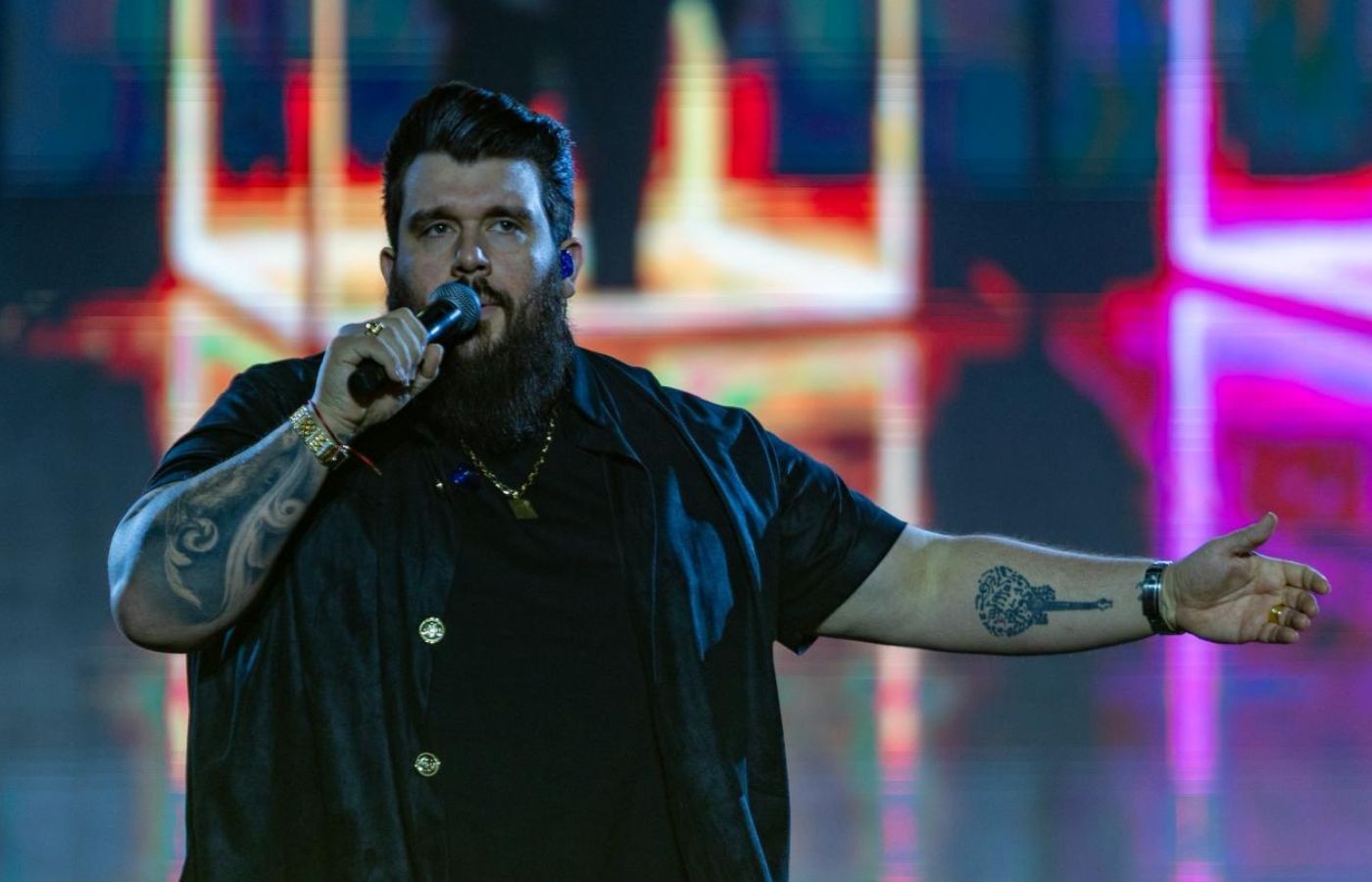 Com hit 'Baqueado', Panda embala madrugada na 1ª noite em Americana | G1