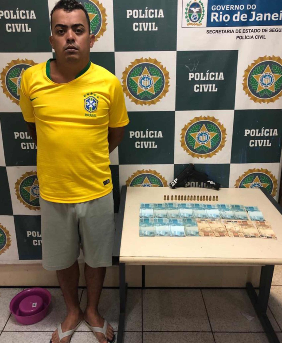 Polícia Civil Prende Suspeito De Liderar Tráfico De Drogas Em Meriti