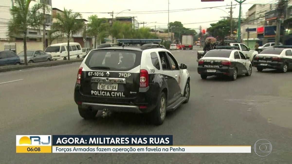 Forças Armadas e polícias Civil e Militar fazem operação na favela da ...