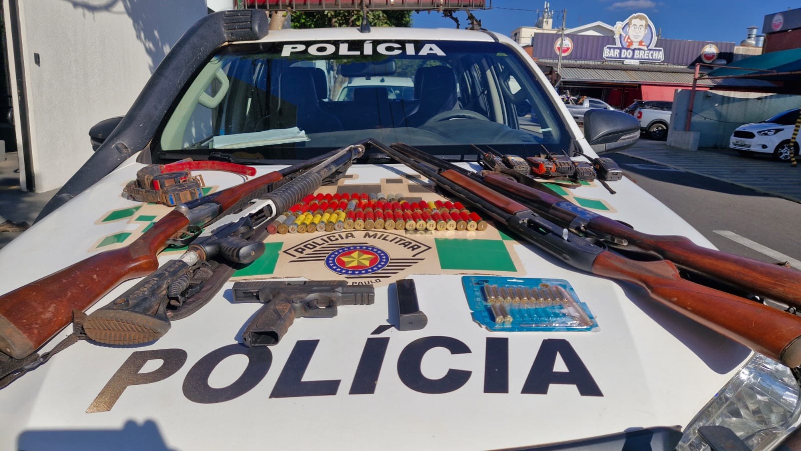 Três homens são presos por caça irregular de javalis em Iacanga | G1