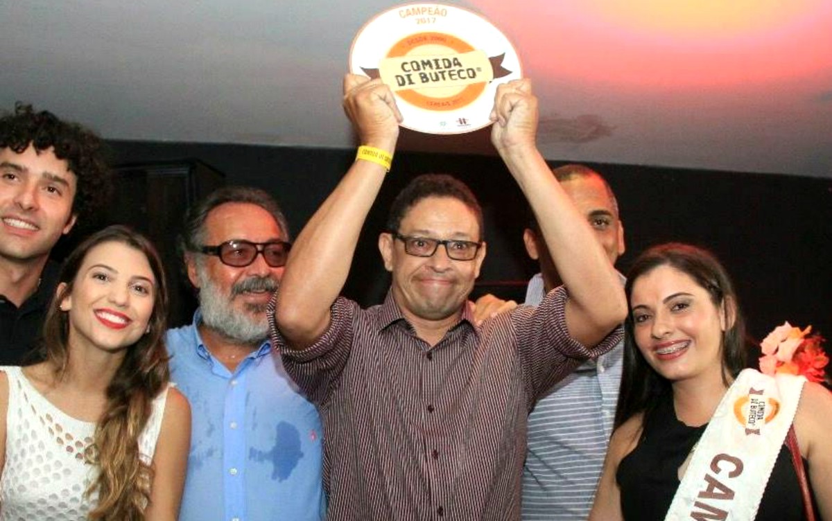 Ex-garçom, baiano de Xique-Xique representa o estado na final nacional ...