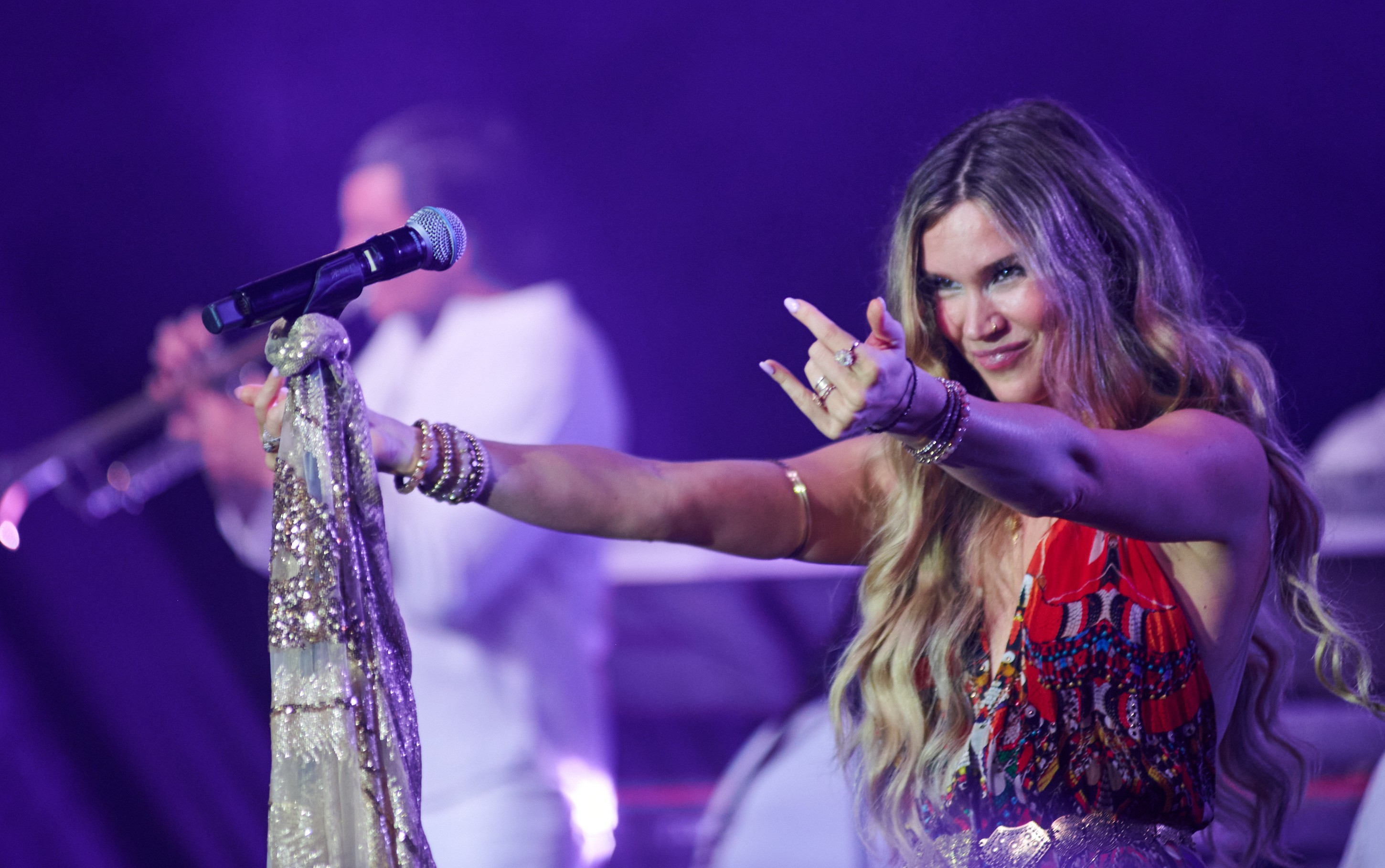 Joss Stone entrega show digno do título de diva do soul e se rende aos ...