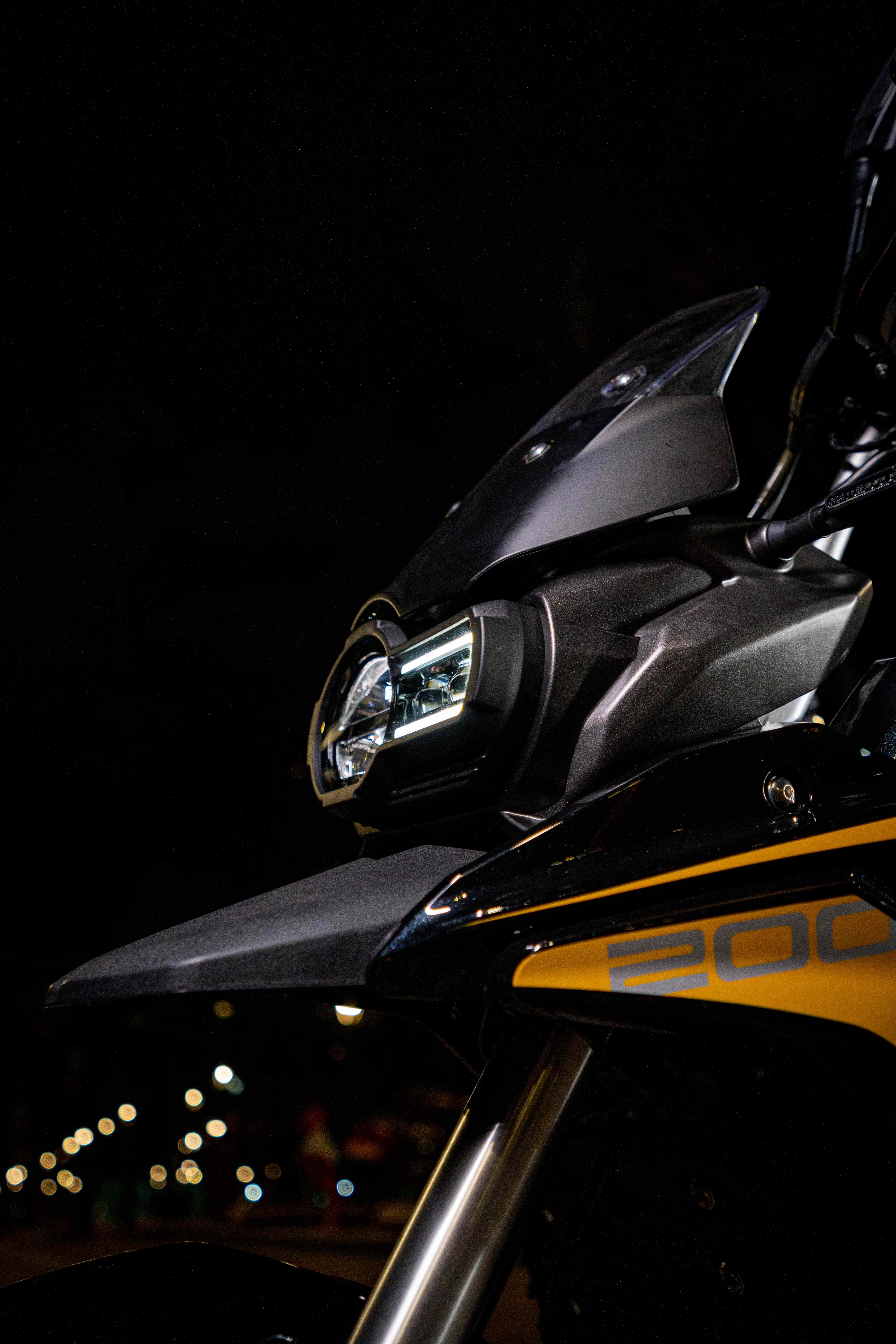 VÍDEO: veja como é a Shineray Storm 200, nova concorrente de Honda Bros e Yamaha Crosser | G1