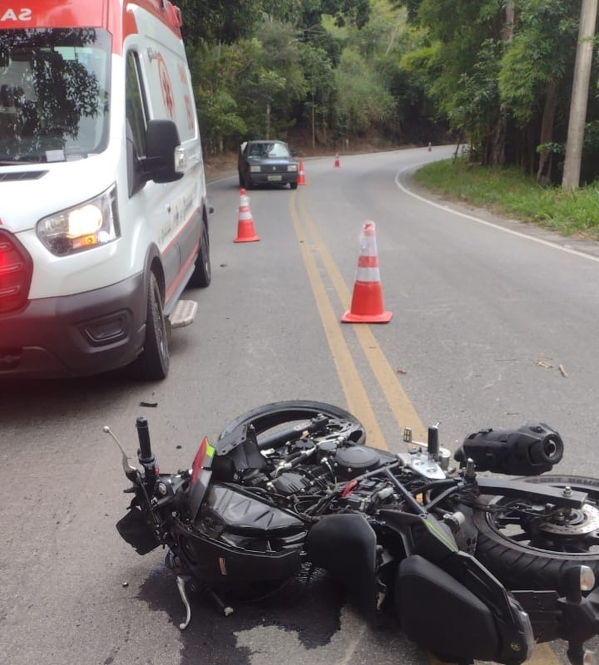 Motociclista morre em acidente com carro na RJ-145, em Piraí | Sul do ...