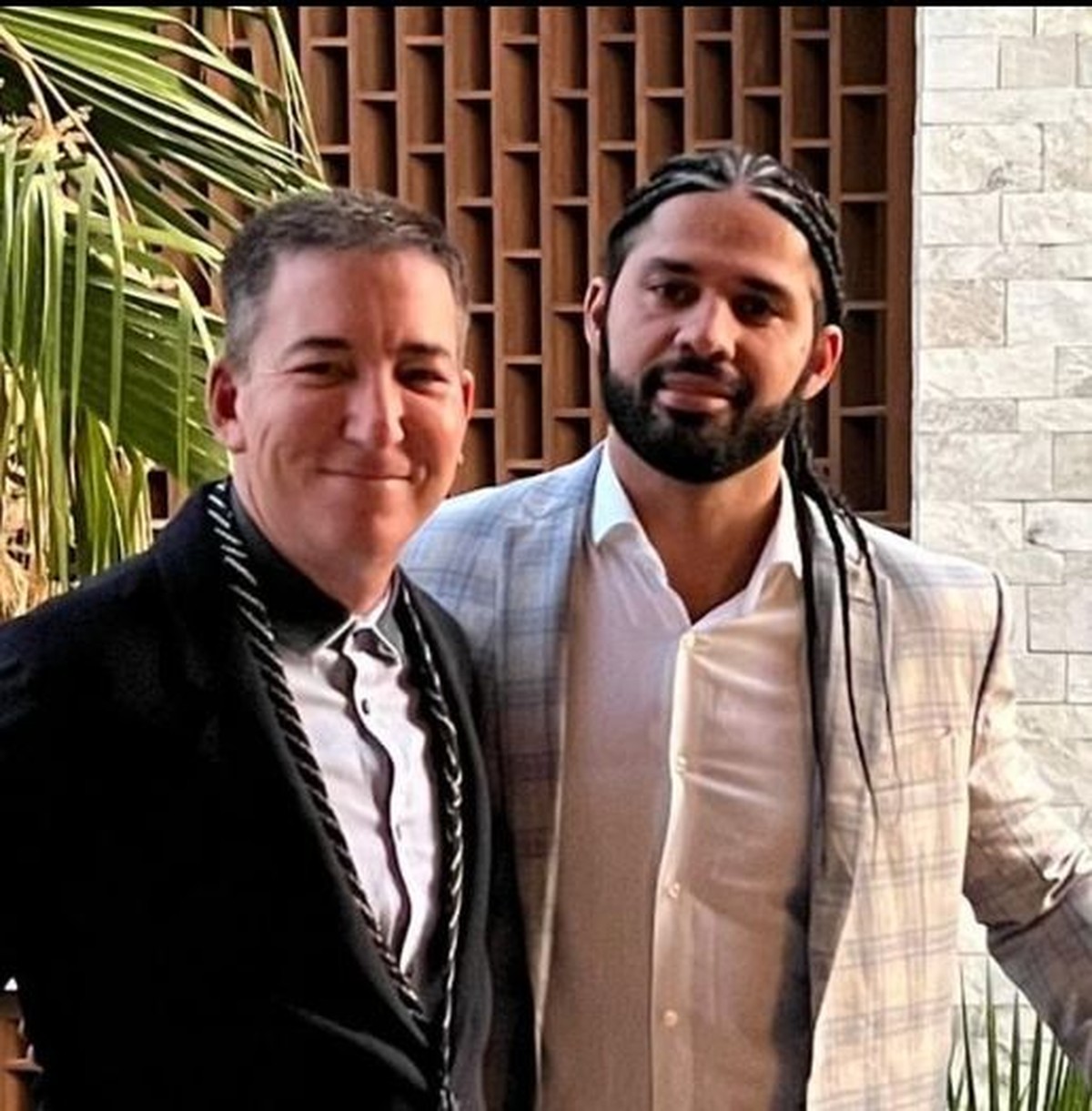 'Esperançosos', diz marido de David Miranda sobre saúde do deputado ...