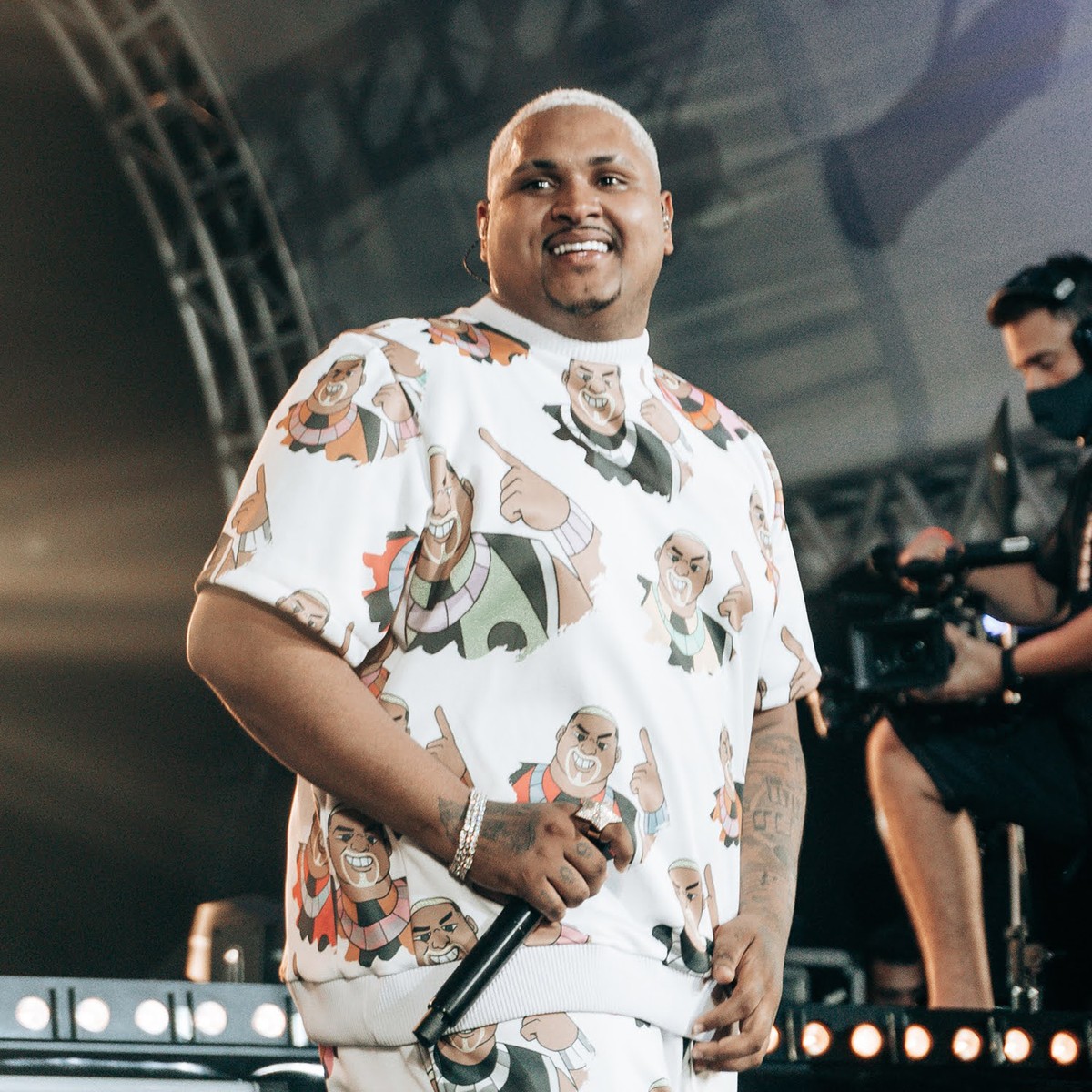 A receita de 'Tipo gin': o que o hit de Kevin o Chris revela sobre as ...