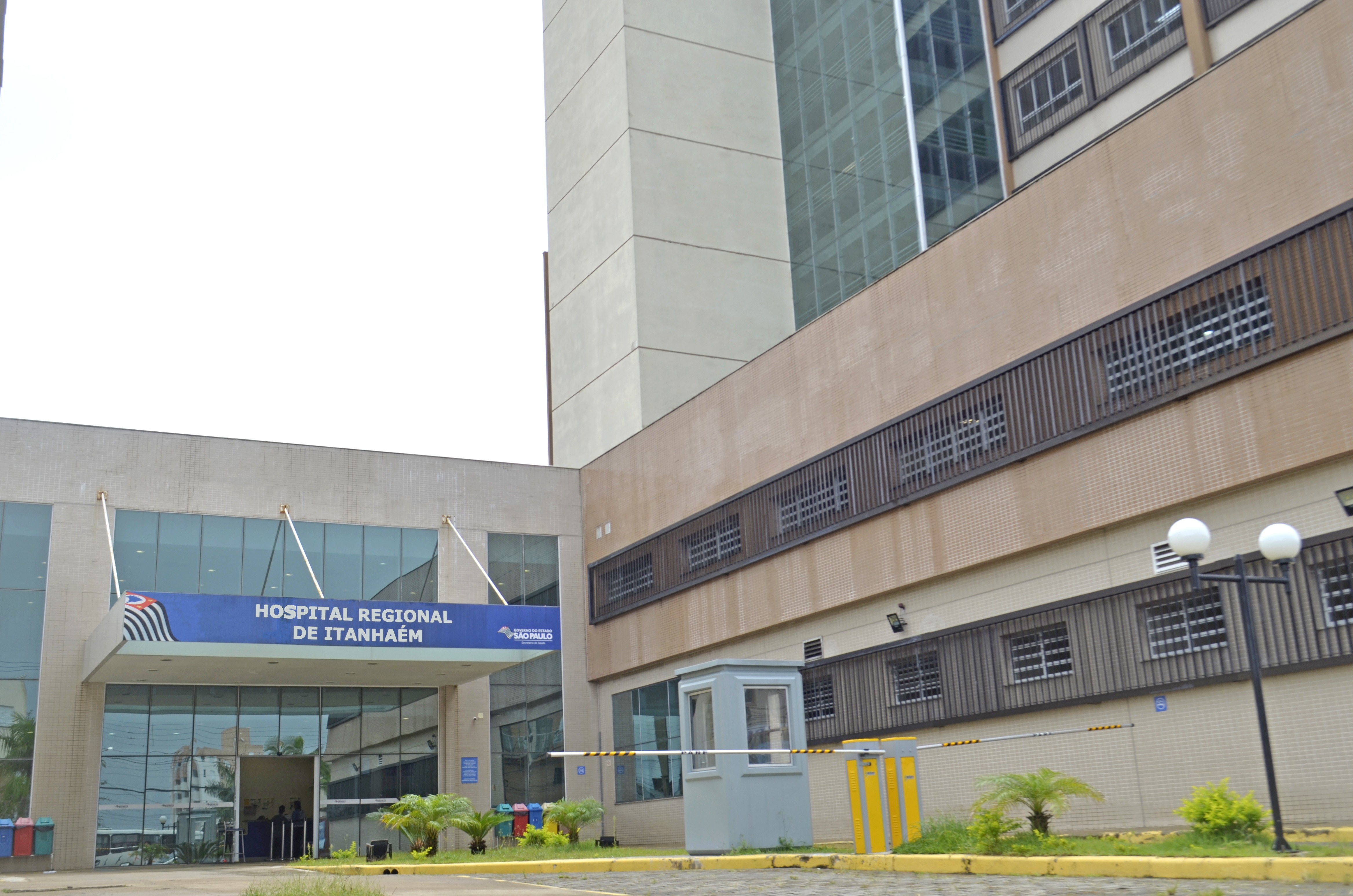 Hospital abre processo seletivo com salários de até R$ 5,7 mil no ...