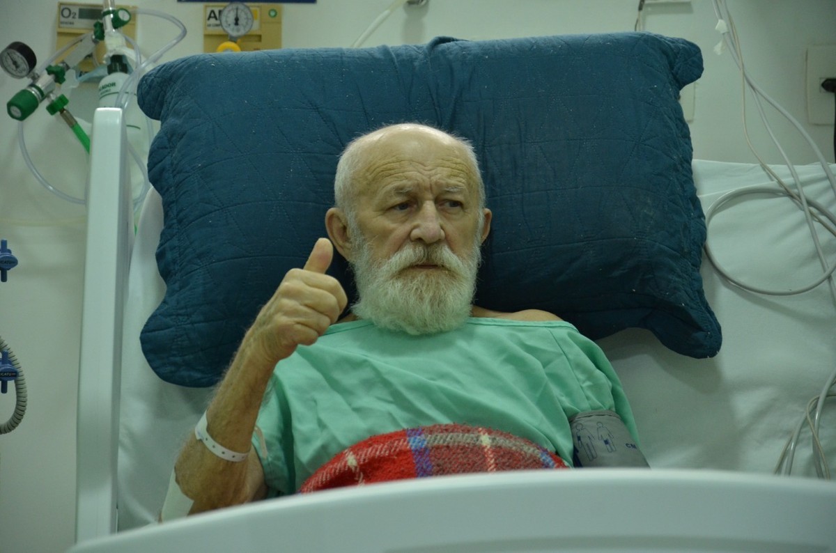 Biliu de Campina recebe alta da UTI em hospital de Campina Grande ...