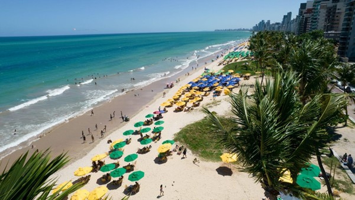 Que tal adotar bons hábitos para manter a praia limpa? Veranistas do ...