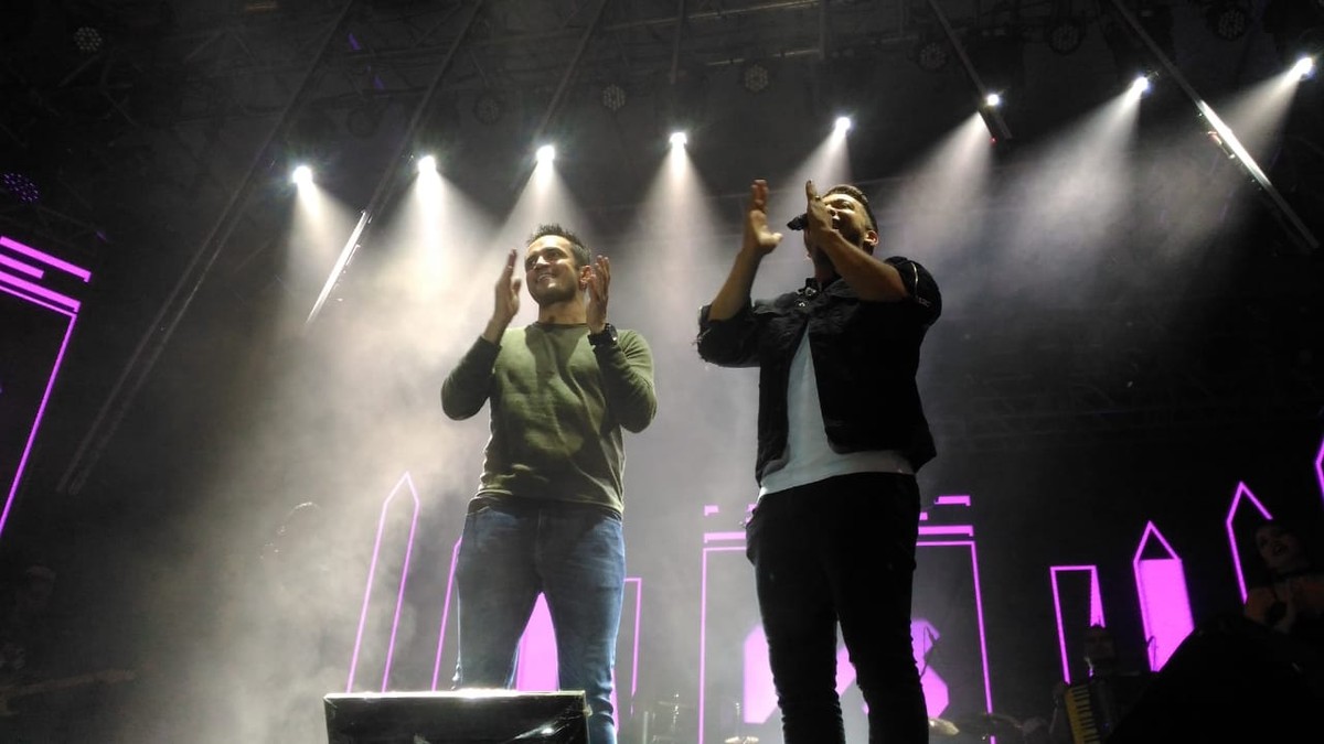 Wesley Safadão faz show dançante com direito a parabéns ao craque ...