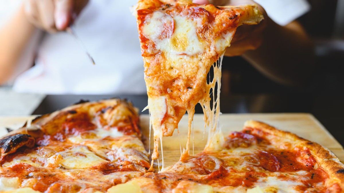 Dia da Pizza: SP é a capital que mais produz pizza no Brasil, com média ...