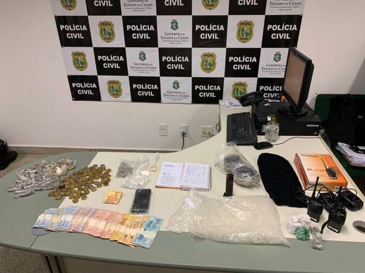 Chefe De Organização Criminosa é Preso Com Arma Dinheiro E Drogas No