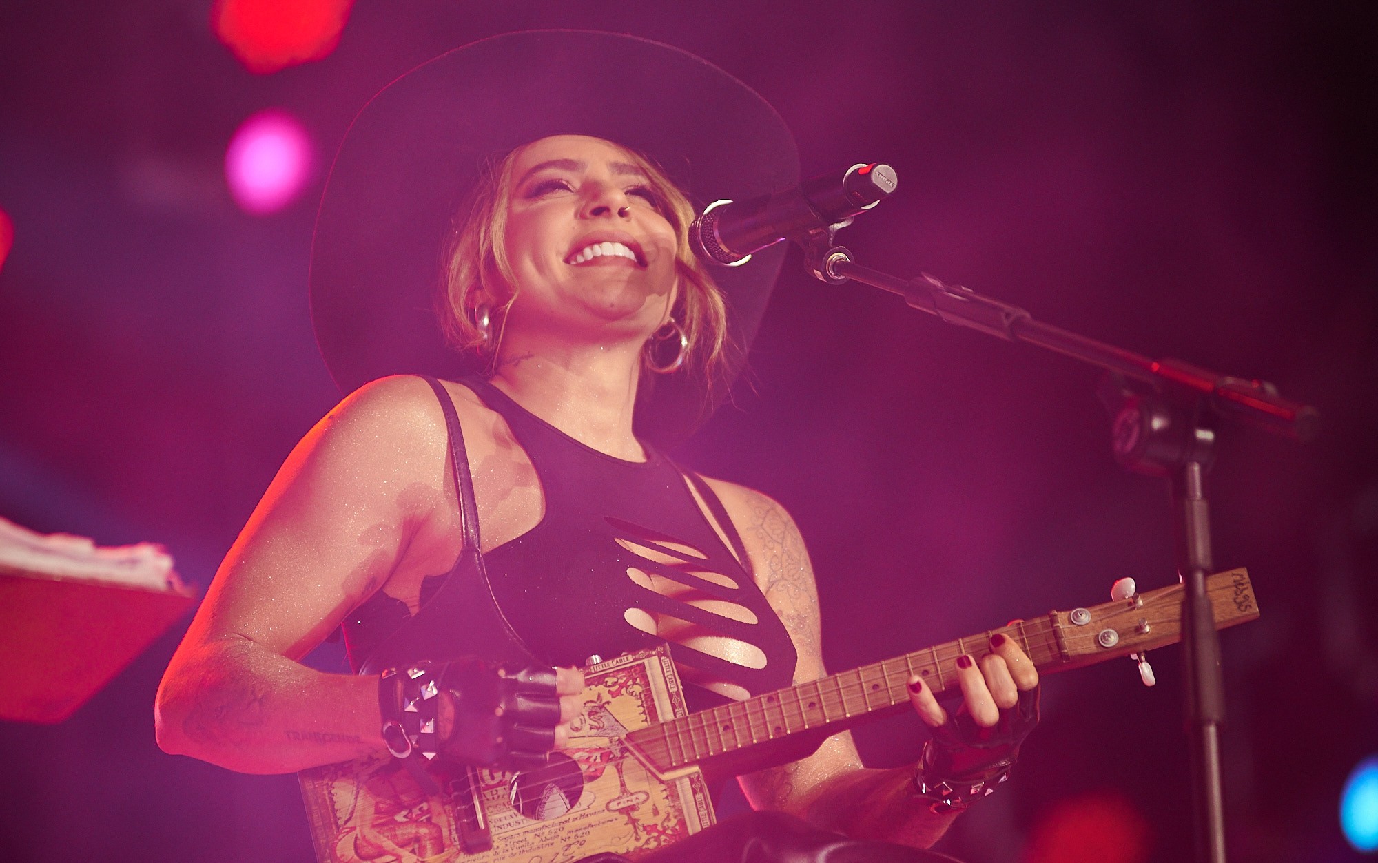 Lauana Prado leva projeto 'Raiz' à arena de Barretos, une filho de Zé ...