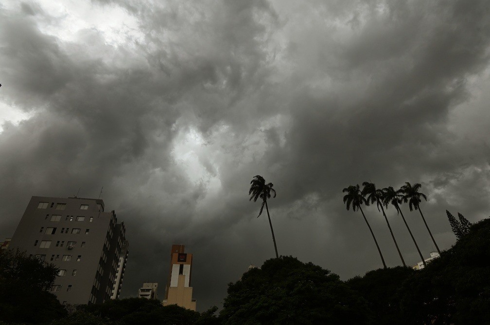 Campinas tem alerta para risco de tempestades com ventos intensos e ...