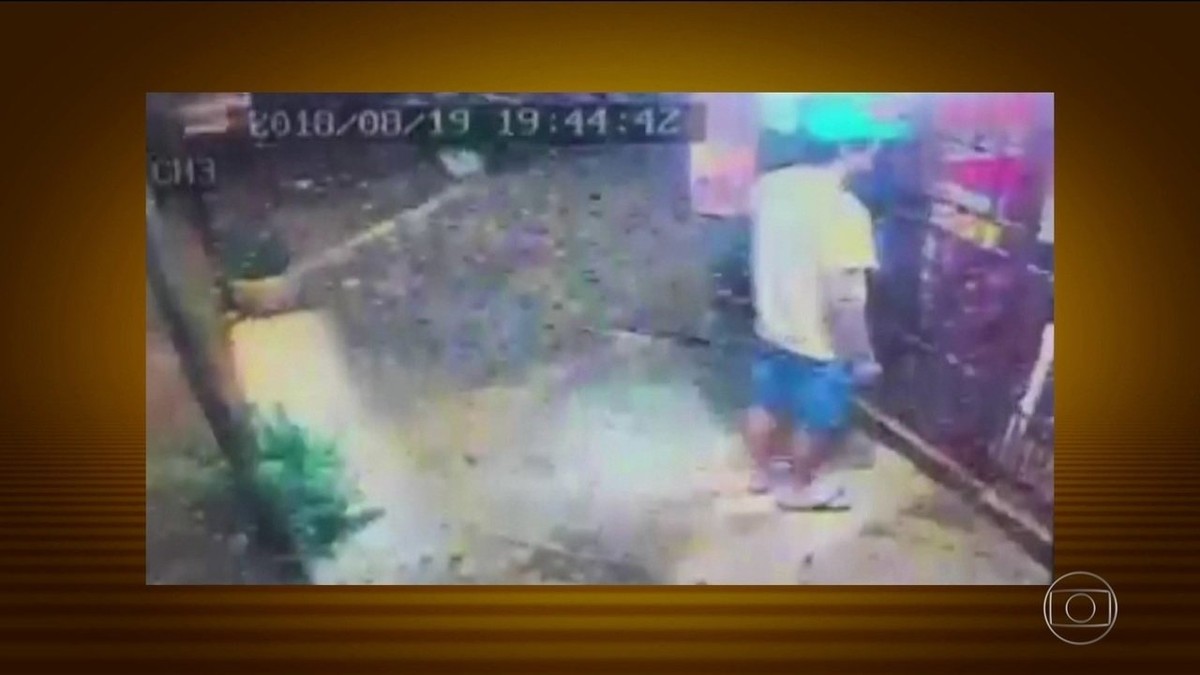 Imagens De Câmeras De Segurança Mostram Suspeito De Matar Brasileira