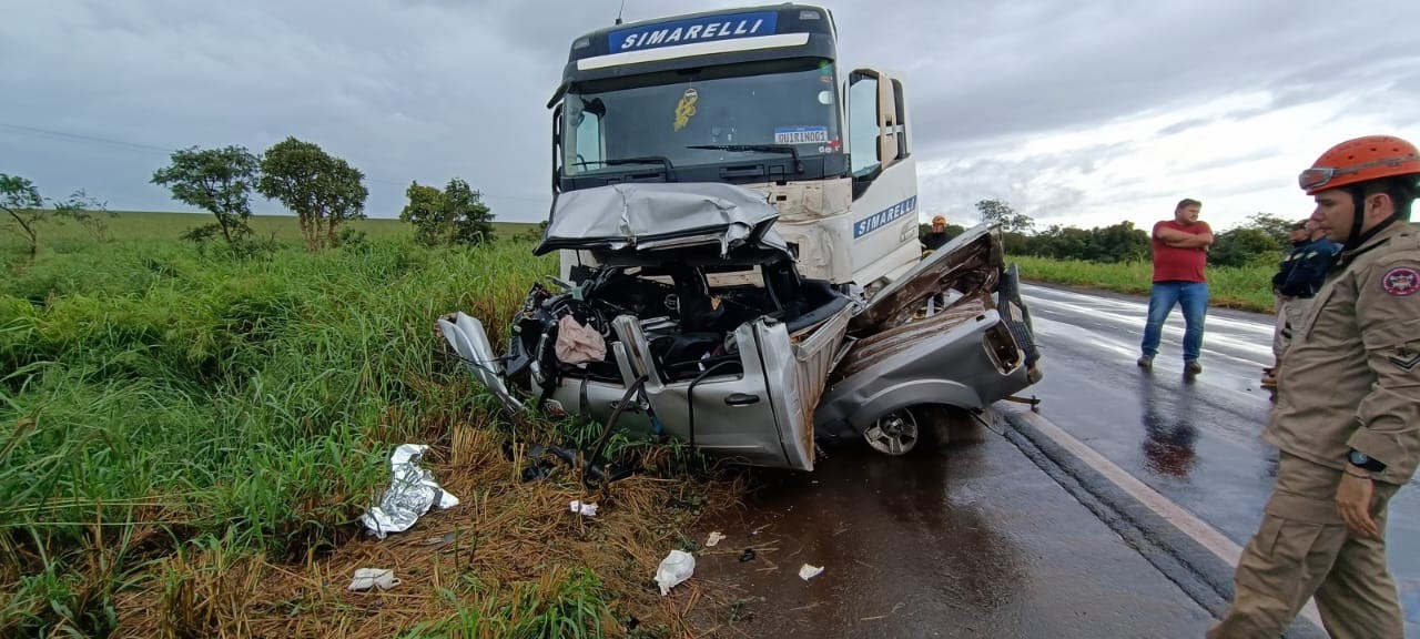 Motorista morre ao bater de frente com caminhão em rodovia de MS | Mato Grosso do Sul | G1
