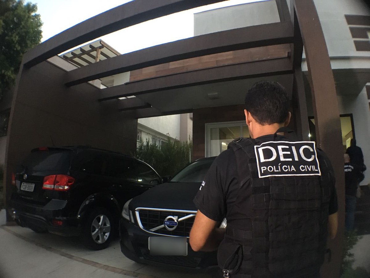 Polícia Indicia 4 Suspeitos De Integrar Quadrilha Que Roubou 1 5 Mil