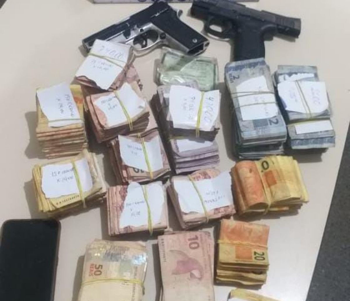 Após Ser Preso Com Armas Na Bahia Suspeito De Tráfico De Drogas Tenta