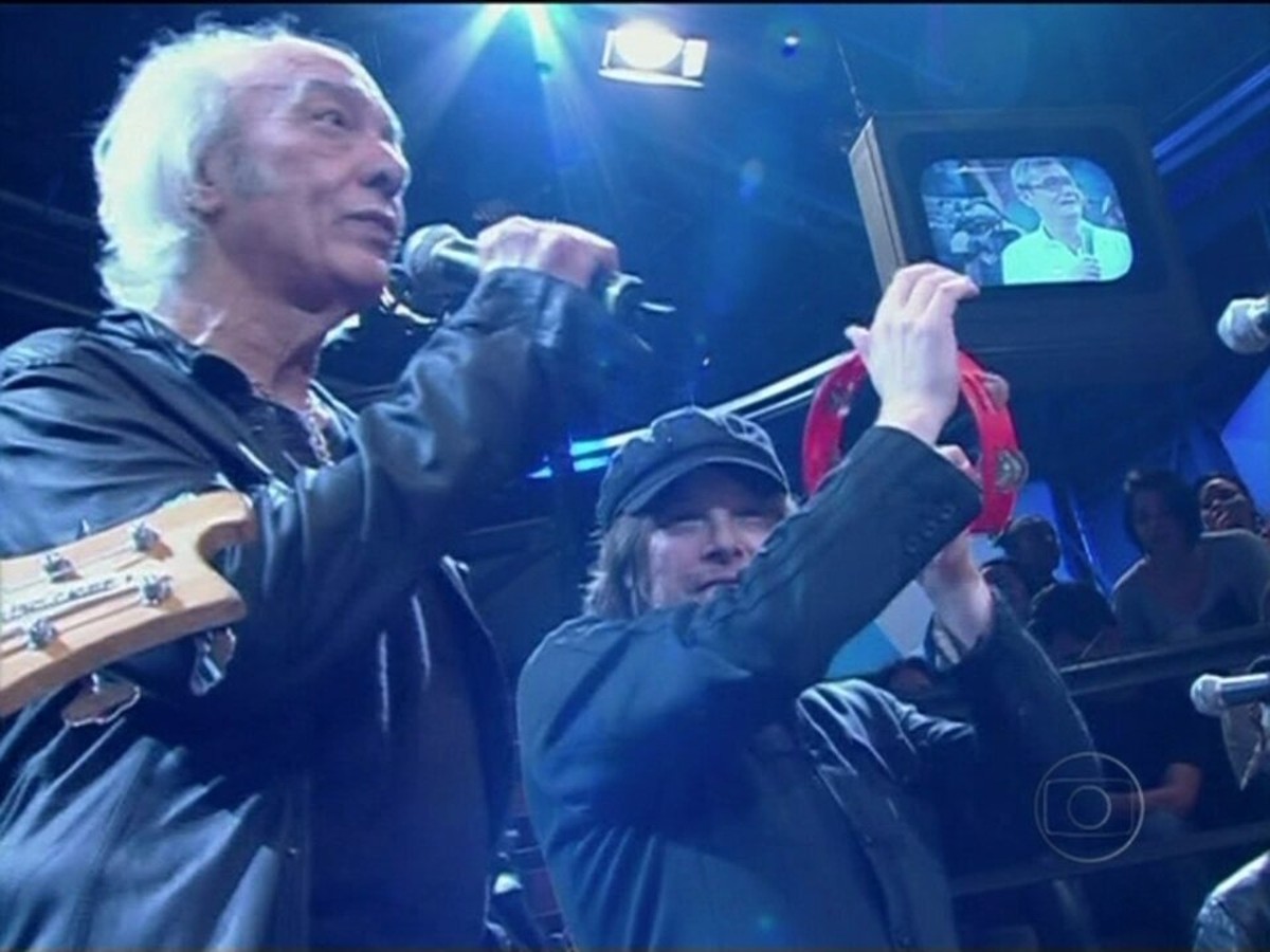 'O primeiro e maior roqueiro do Brasil', diz Beto Bruno, ex-Cachorro ...