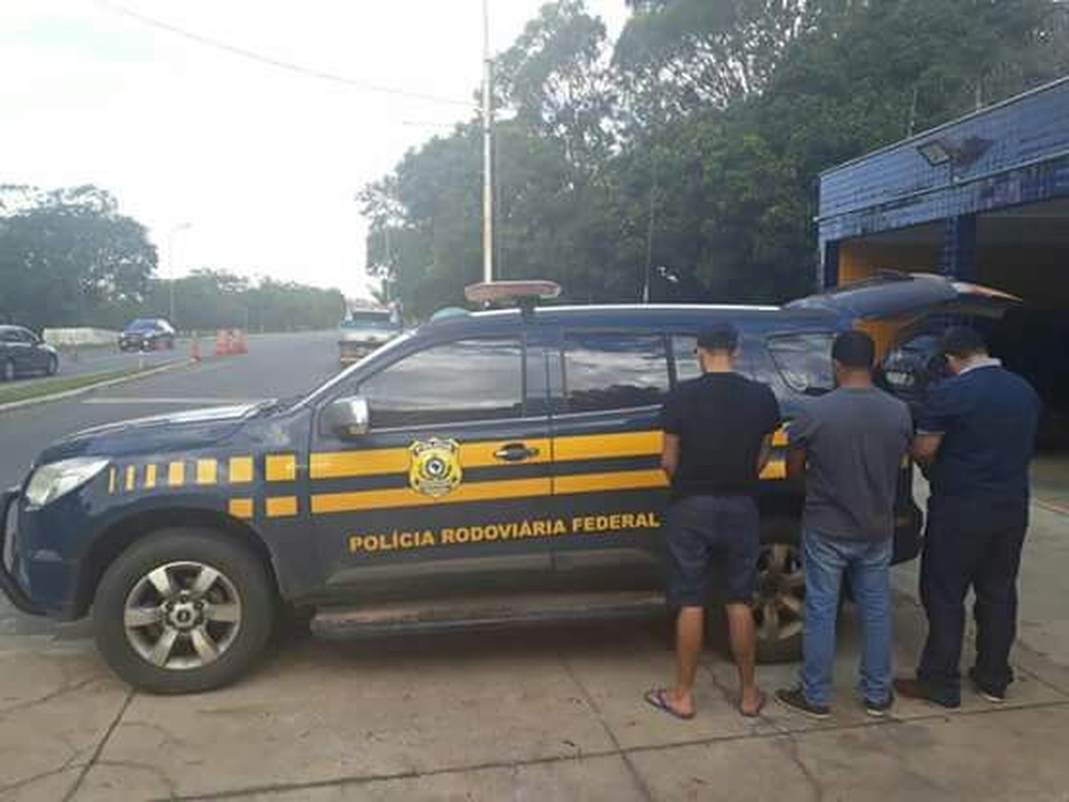 Três Suspeitos De Integrar Quadrilha De Roubo De Cargas São Presos Com